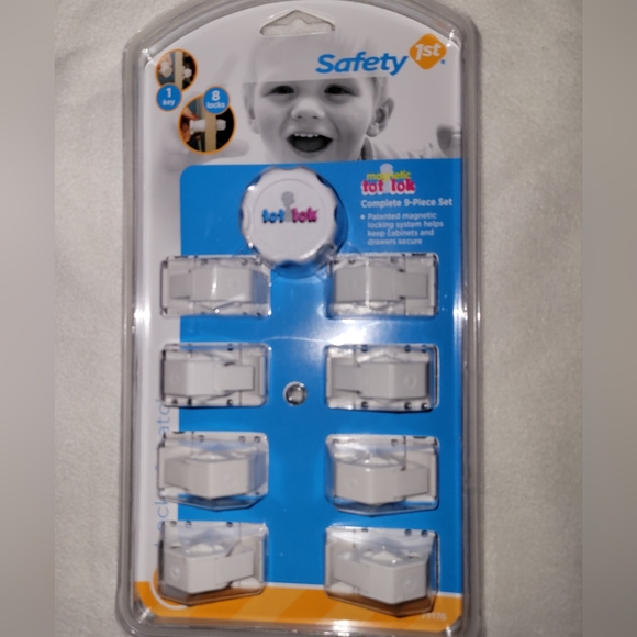Safety 1St | Other | Safety St Magnetic Locking System 8 Locks 1 Key ...